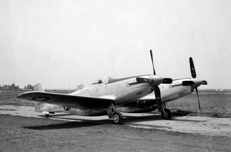 9 Top Facts About The F-82 Twin Mustang - Nuclear Companion: A nuclear ...